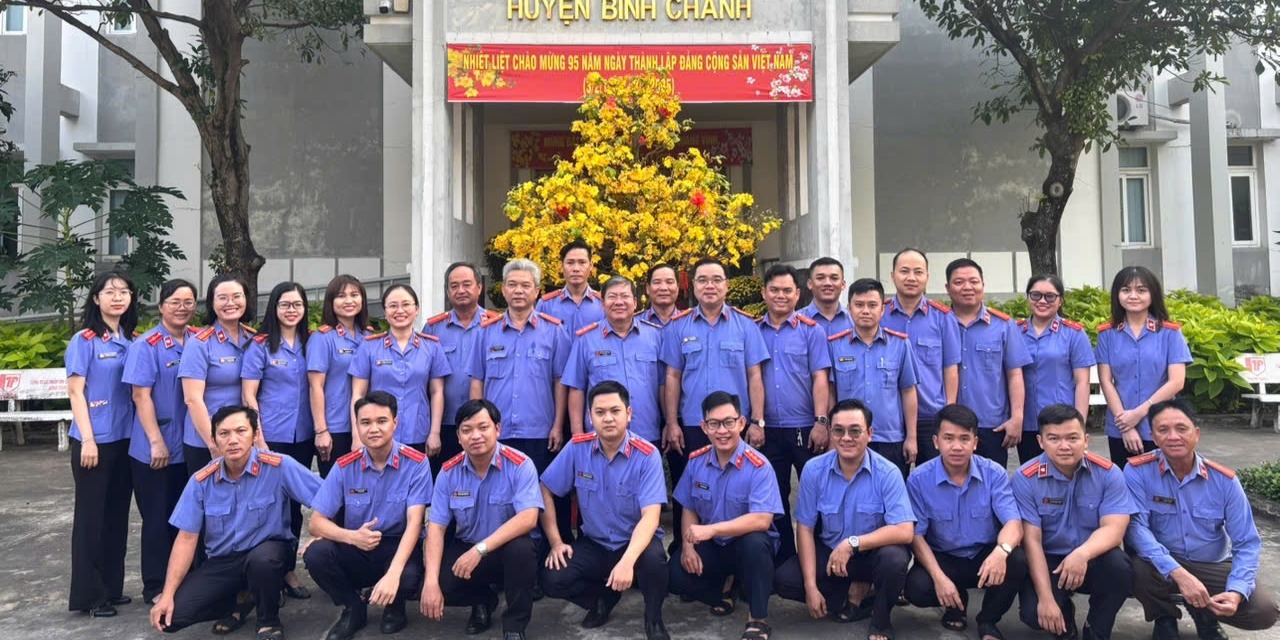 Tập thể Viện KSND huyện Bình Chánh đoàn kết thực hiện xuất sắc nhiệm vụ ...